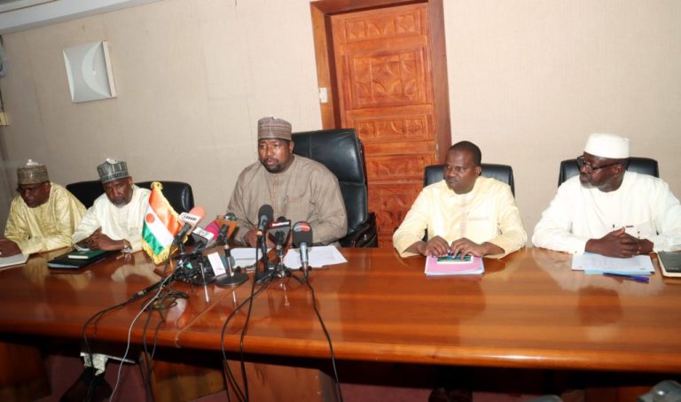 Niger : Le prix plafond du Hadj 2026 est fixé à 3,1 millions de francs ...